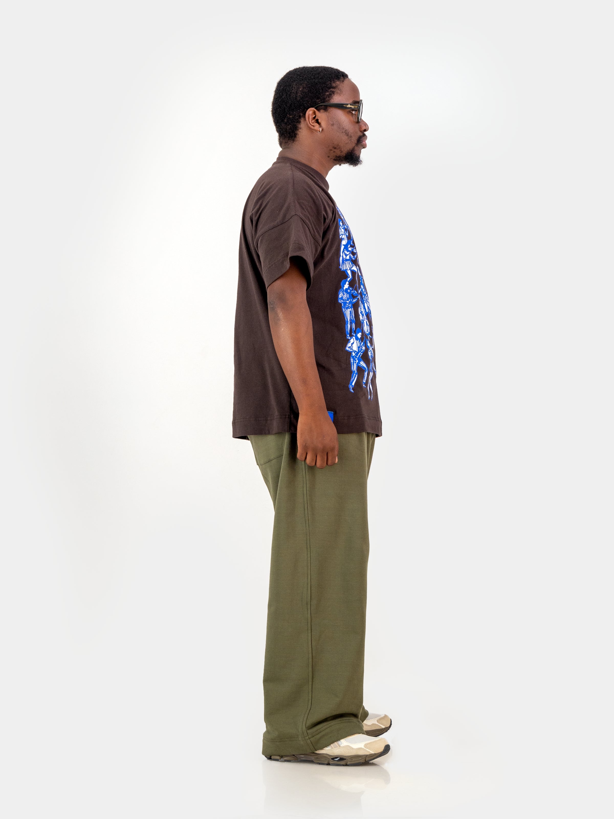 Crescendo Autograph Tee – Artclub and Friends